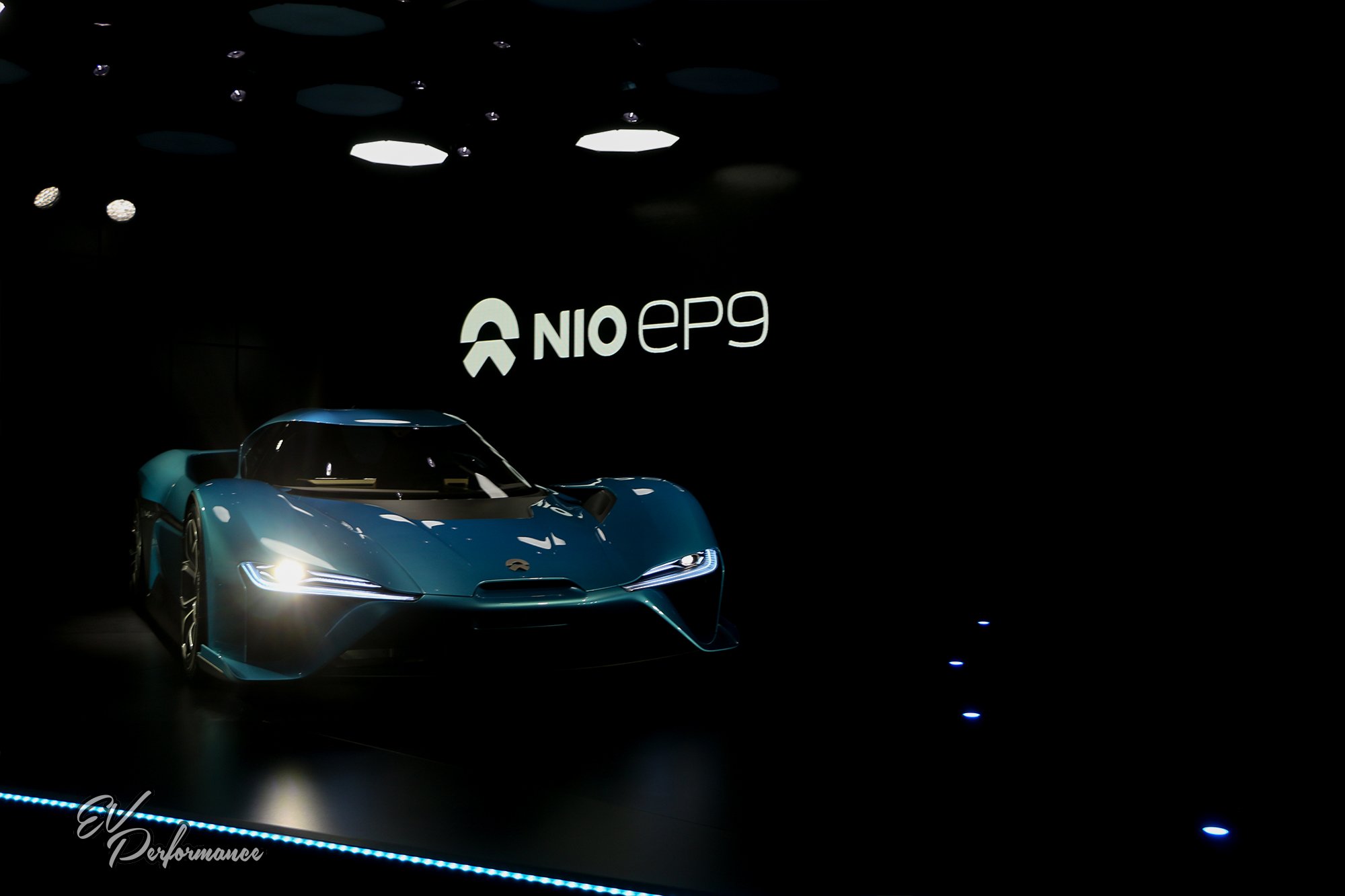 Meet The Worlds Fastest Electric Car Nio From Nextev Ev Performance
