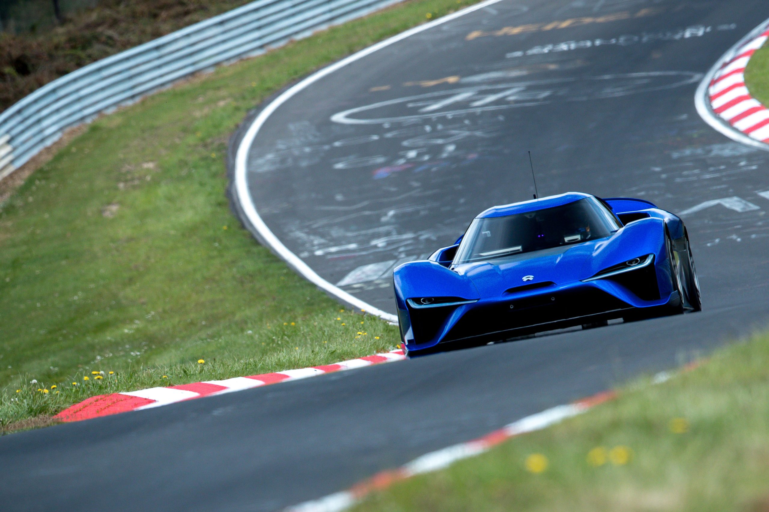 NIO EP9 Breaks The Nürburgring Lap Record | EV Performance
