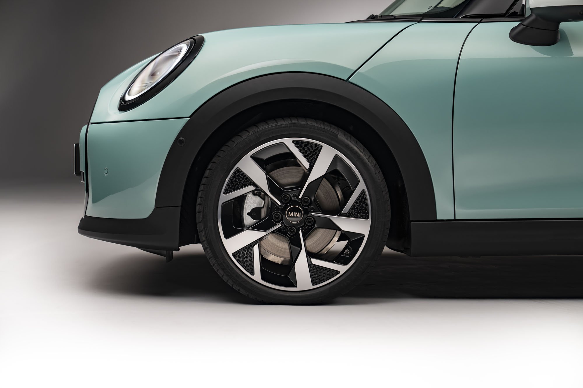 An In-Depth Look At The New MINI Cooper Electric | EV Performance